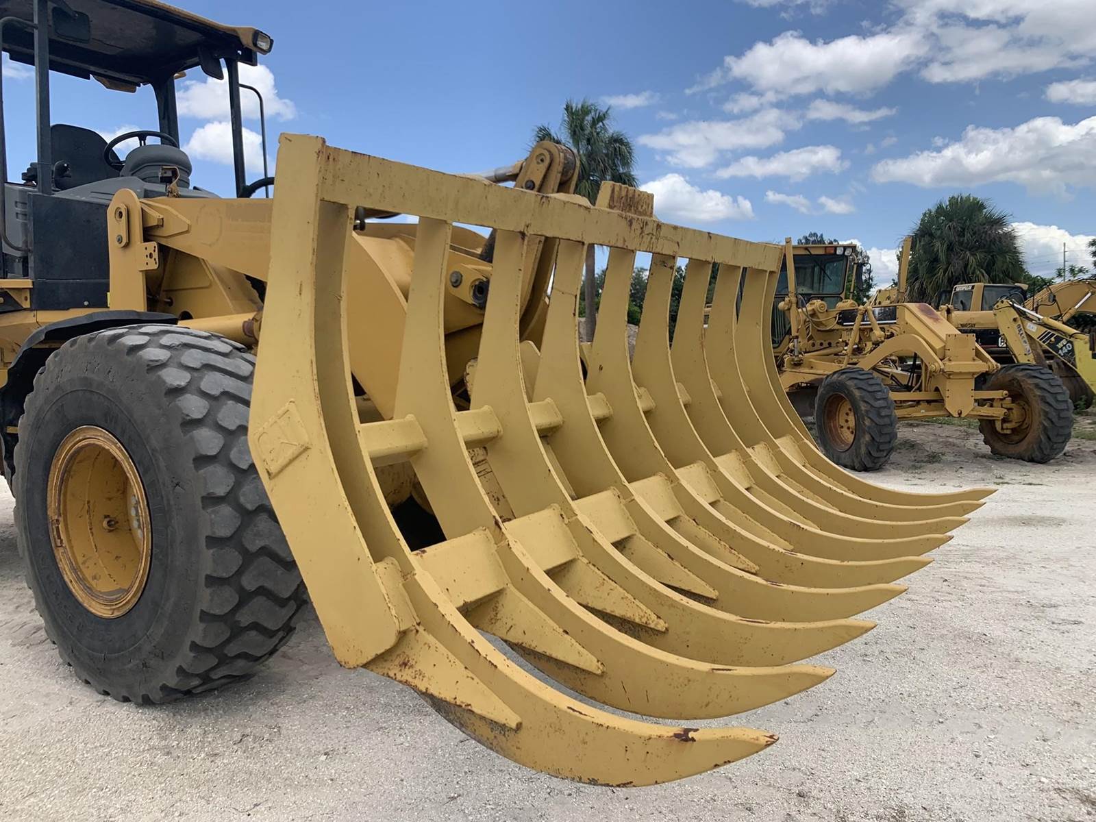Caterpillar 9 TOOTH Root Rake For Sale | Lake Wales, FL | 12098195 ...