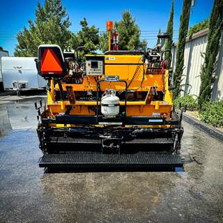 2015 LeeBoy 8510C Asphalt Paver For Sale, 2,183 Hours | Fontana, CA ...