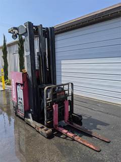 Raymond EASI R40TT Stand-Up Reach Forklift For Sale | Fontana, CA ...