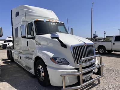 Used Semi Trucks For Sale (with Sleepers) | MyLittleSalesman.com