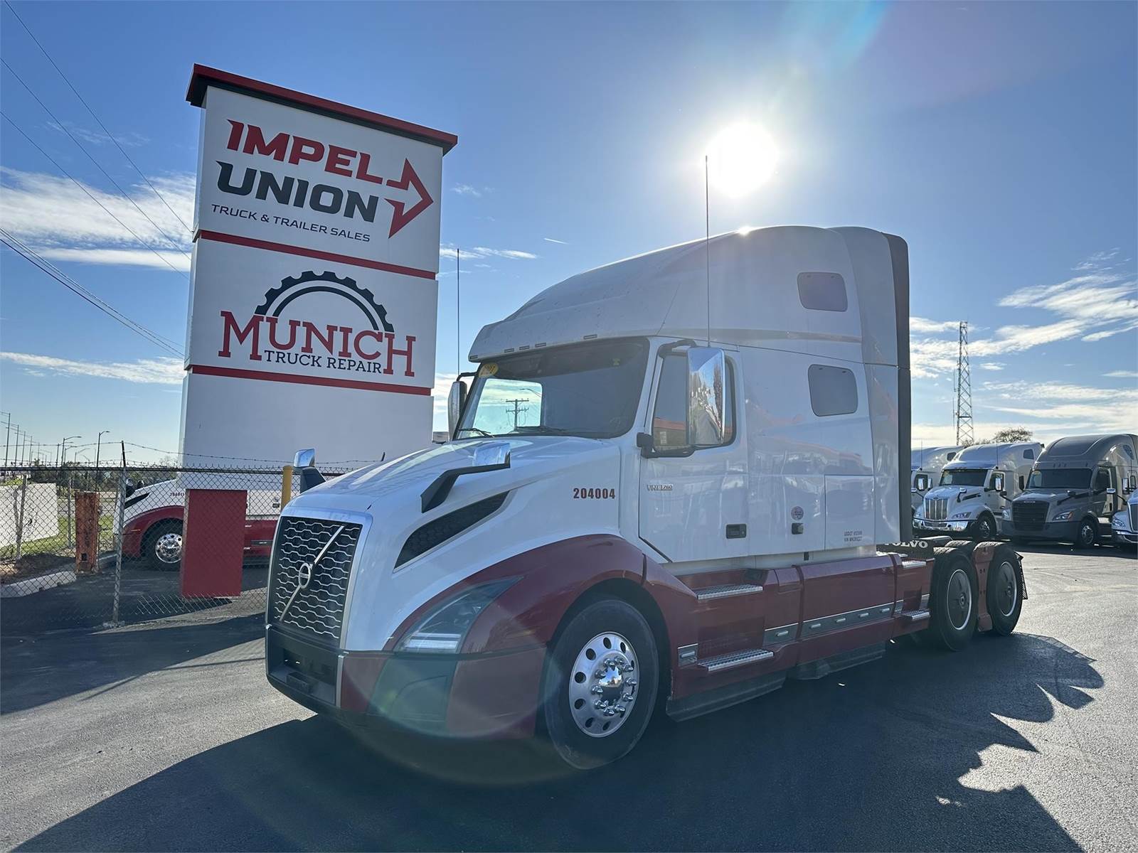 2021 Volvo VNL64T760 Sleeper Semi Truck - 70" Raised Roof Sleeper ...