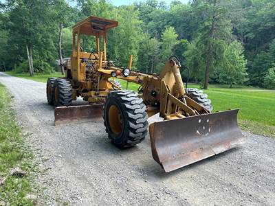 Fiat Allis 65B Articulated Motor Grader For Sale, 3,680 Hours | Sarver ...
