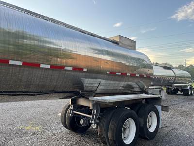 1990 Brenner U2208 6000 GALLON SR CHEMICAL TRAILER HOT PRODUCT Chemical ...