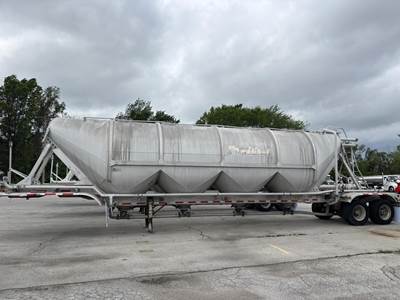 LBT U2490 2004 LBT 1600 CUFT DRY BULK TRAILER Dry Bulk / Pneumatic Tank ...