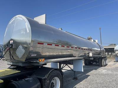 1985 Brenner U2252 6700 GALLON NON-CODE TRAILER Non Code Tank Trailer ...
