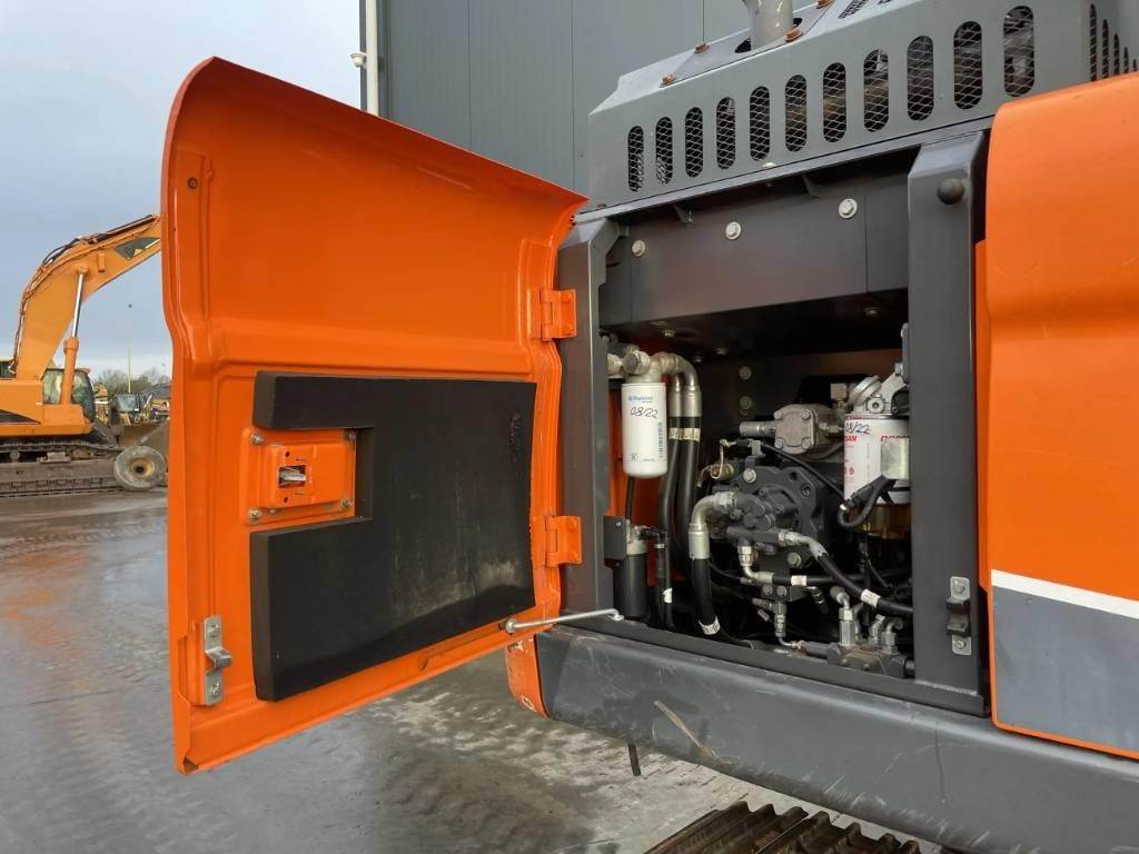 2018 Doosan DX180 LC-5 Excavator For Sale, 580 Hours | Venlo ...