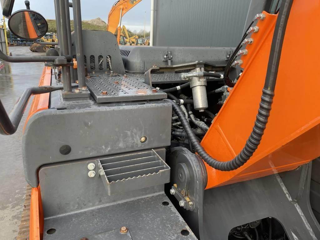 2018 Doosan DX180 LC-5 Excavator For Sale, 580 Hours | Venlo ...