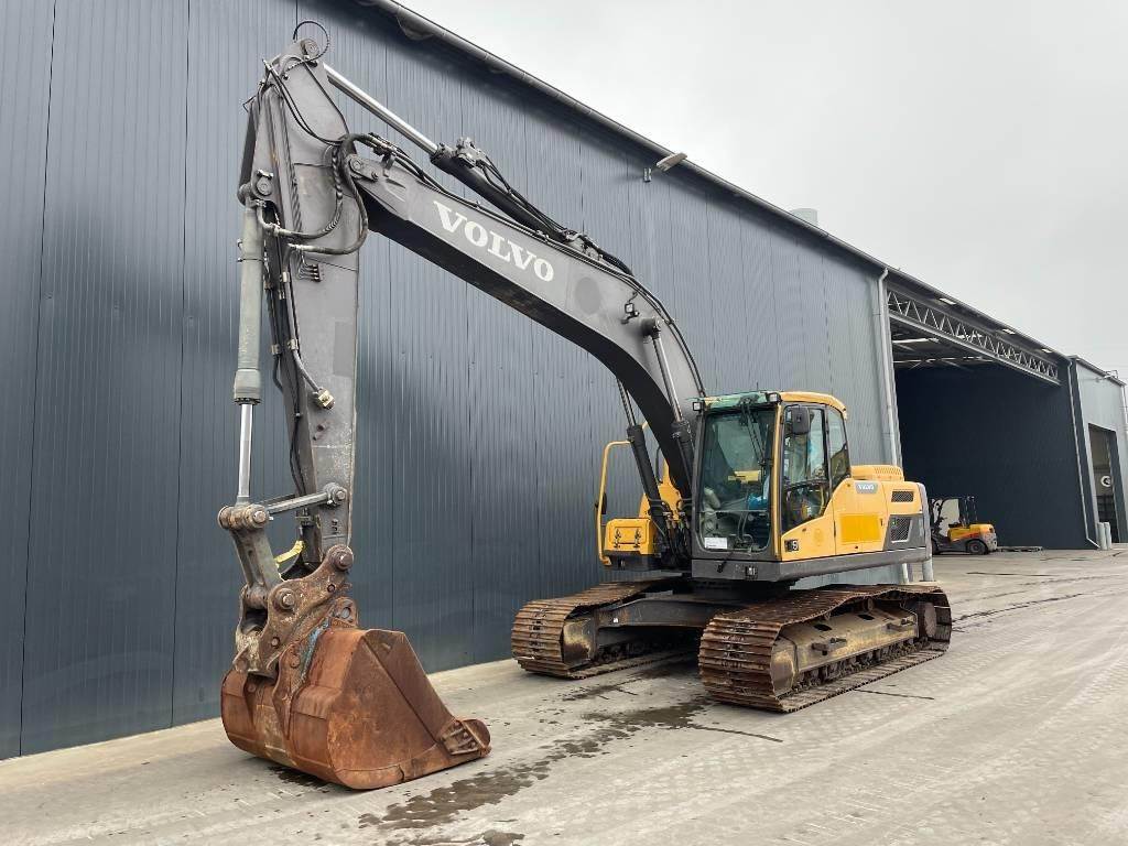 2013 Volvo EC220DL Excavator For Sale, 11,724 Hours | Venlo ...