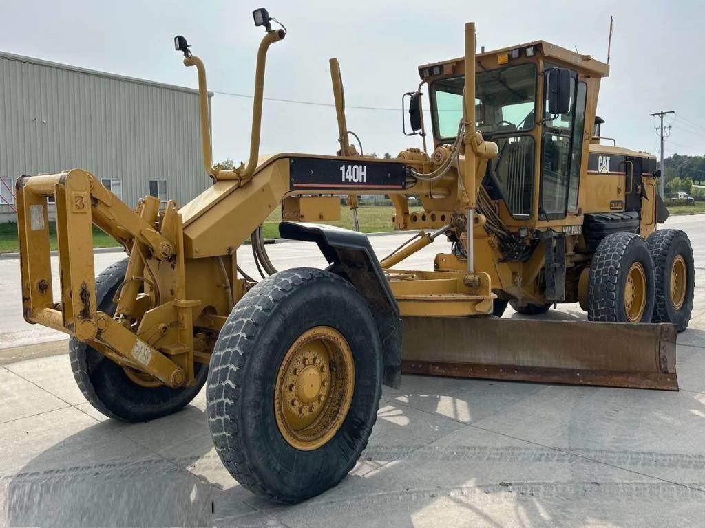 2005 Caterpillar 140H Motor Grader For Sale, 16,748 Hours | Venlo ...