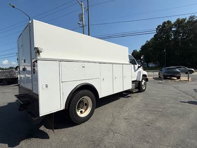 2009 GMC C7 Mechanic / Service Truck, Enclosed Utility, Handyman ...