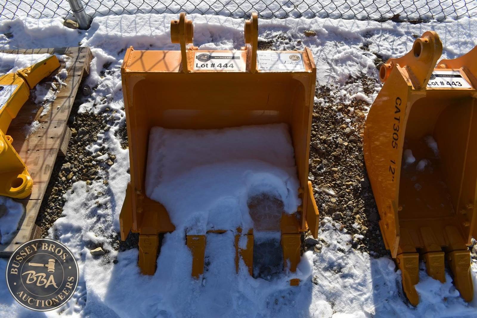 FUTURE 24 INCH EXCAVATOR BUCKET Ditching Bucket For Sale | Greenville ...