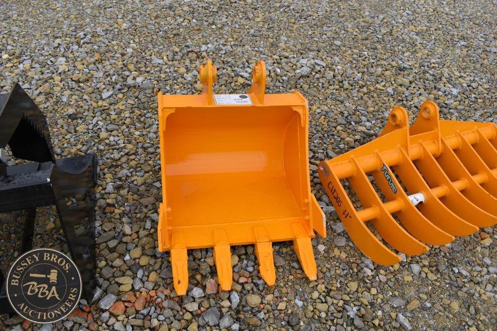 FUTURE 24 INCH EXCAVATOR BUCKET Ditching Bucket For Sale | Greenville ...