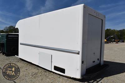 Tpi Composites 18Ft Fiberglass Delivery Body, Rollup Rear Door, Sliding ...