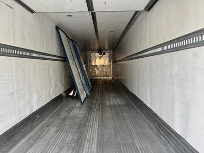 Hyundai 2012 HYUNDAI 48’ ROLL DOOR REEFER W/5500 LB LIFT G Reefer ...