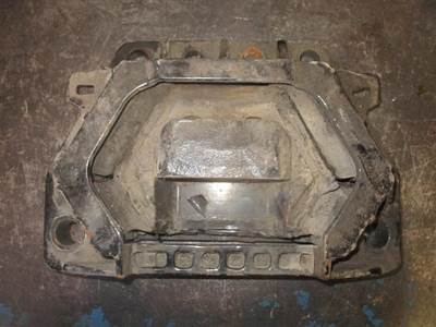 2011 Freightliner Cascadia 125 Engine Mount For Sale | Crandall, TX ...