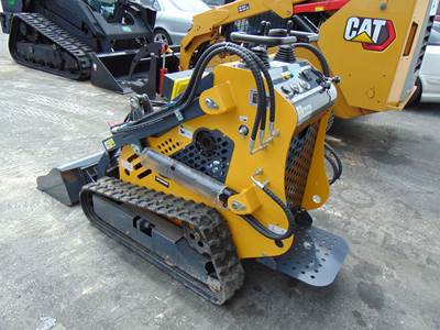 2026 SDLANCH SDLL60 MINI "36" WIDE" DOOR / GATE ENTRY STAND ON SKID ...