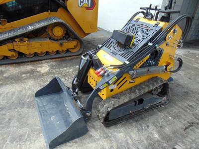 2026 SDLANCH SDLL60 MINI "36" WIDE" DOOR / GATE ENTRY STAND ON SKID ...