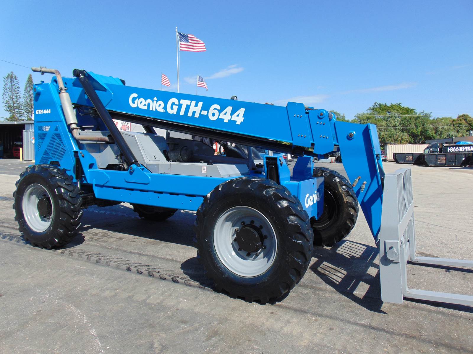 2008 GENIE GTH-644 TELEHANDLER 4X4X4 - WIDE FORK CARRIAGE - SOLID TIRES ...