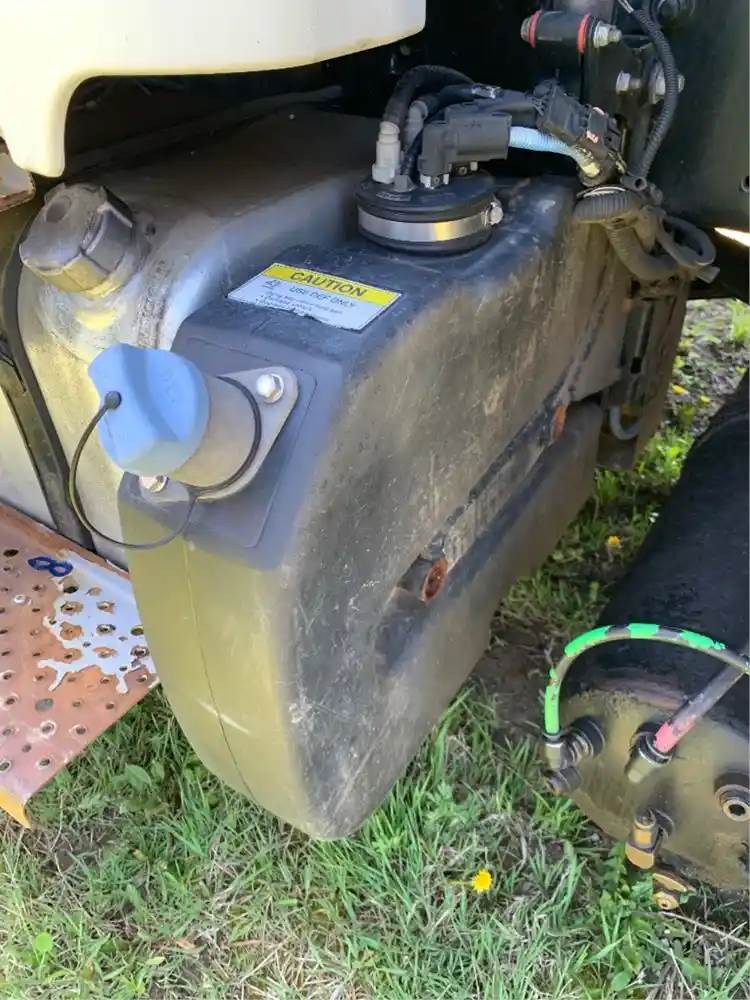 Freightliner M2 DEF Tank for a 2015 Freightliner M-2 For Sale ...