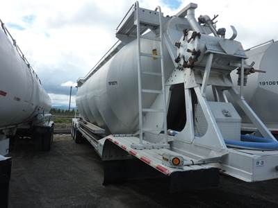 1990 Beall Vacuum Pneumatic Tri Axle Dry Bulk / Pneumatic Tank Trailer ...