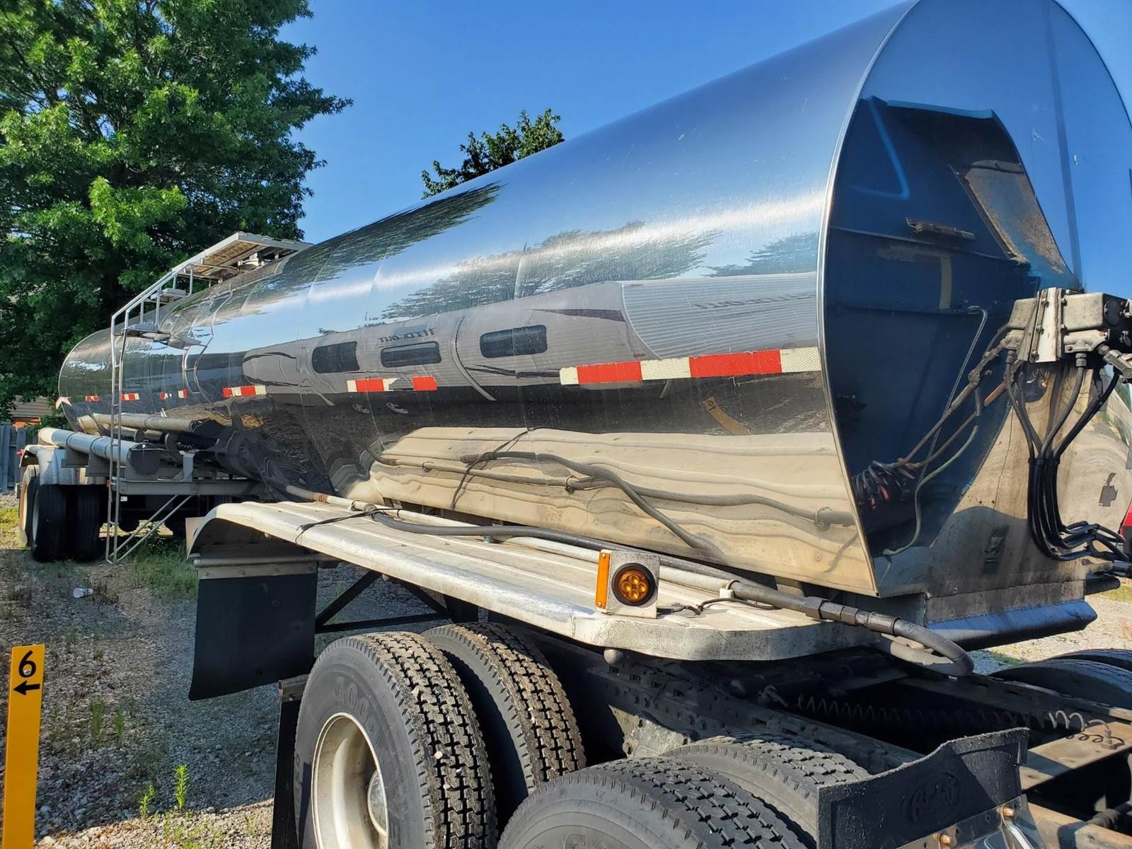1992 Walker 5000 GAL W PUMP Food Grade Tanker Trailer For Sale ...