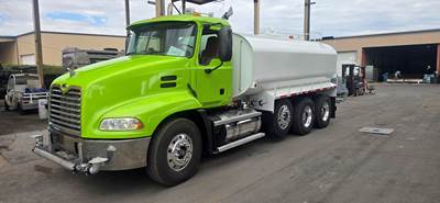 2004 Mack Vision CX613 Water Truck - Water Tank Body For Sale, 651,000 ...
