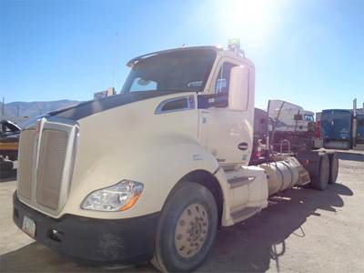 2014 Kenworth T680 Day Cab Truck - Paccar 405HP, 18 Speed Automatic For ...