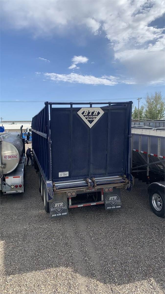 2022 BTR 40x102 Tri Axle Steel Live Floor Trailer - Spring, Fixed Axle ...