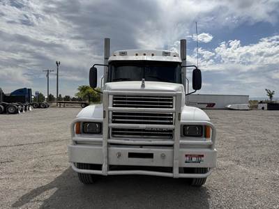 2015 Mack PINNACLE 64R Tri Axle Sleeper Semi Truck - MP8 505HP, 13 ...